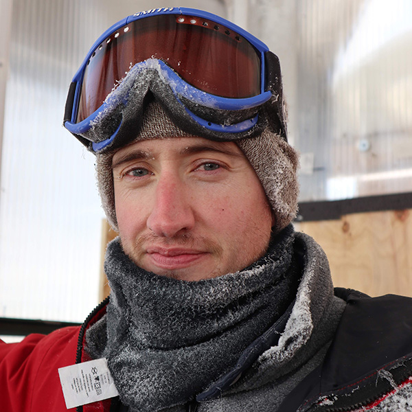 Eric Oberla | Department of Astronomy and Astrophysics | The University ...