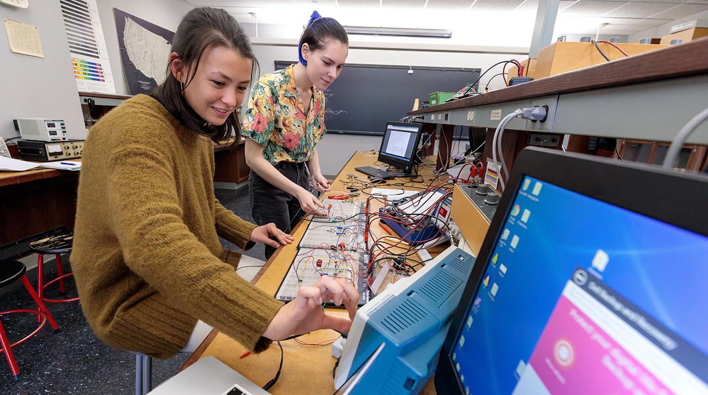 Current Students | Physical Sciences Division | The University of Chicago