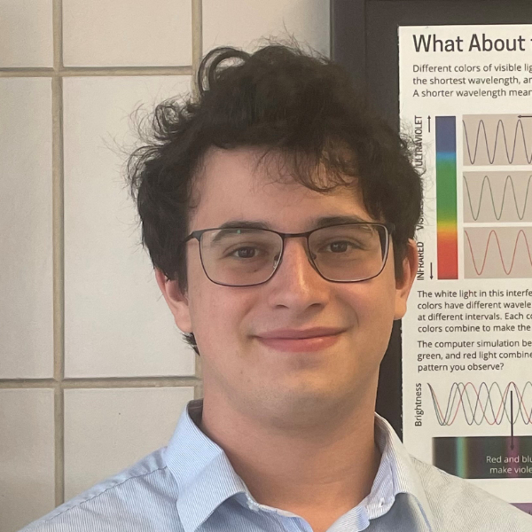 Michael Vayninger | Department of Physics | The University of Chicago